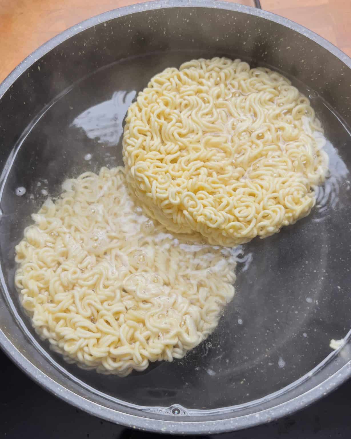 Mac and Cheese Ramen: A Must-Have Cheesy Food